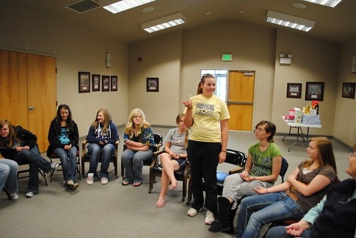 14 Icebreakers for Middle School Students - IcebreakerIdeas