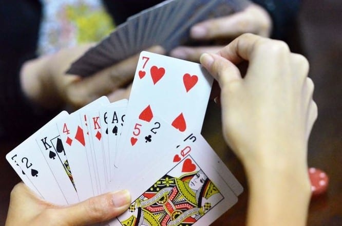 Heads Up, Seven Up Game (+ EXCLUSIVE Variations & Tips)